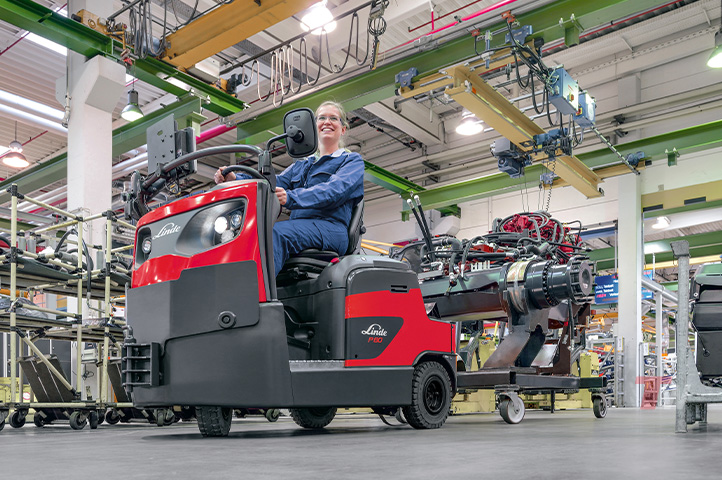 Linde’s P60 Tugger | Total Warehouse